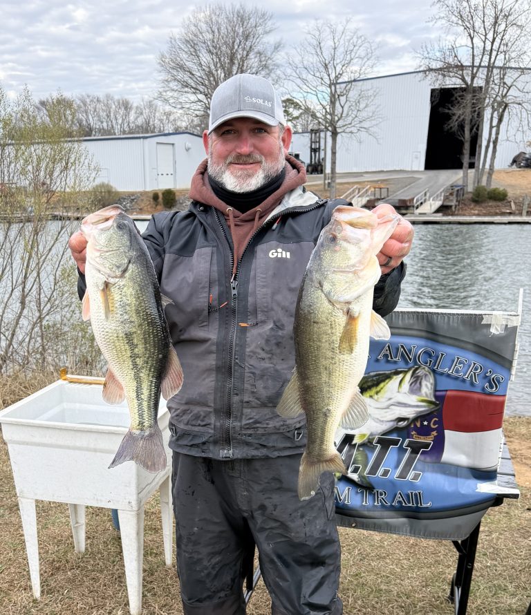 Taylor Bonds & Sawyer Sparrow Win Lake Wylie, SC Jan 17, 2026 18.44 lbs ...