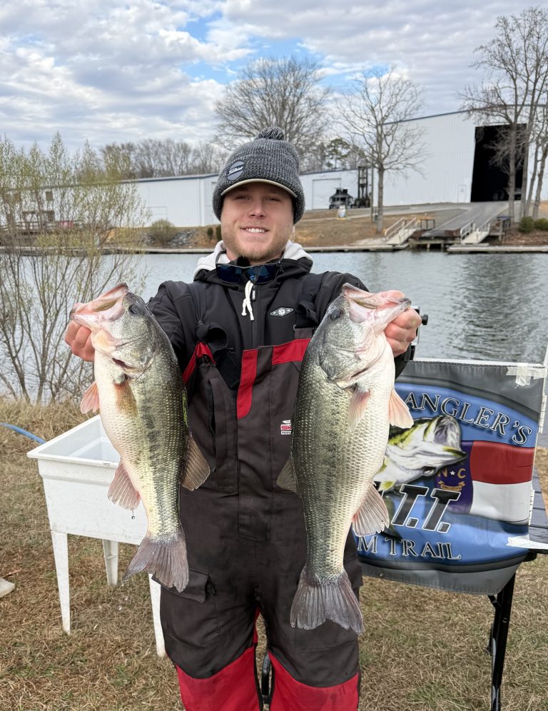 Taylor Bonds & Sawyer Sparrow Win Lake Wylie, SC Jan 17, 2026 18.44 lbs ...