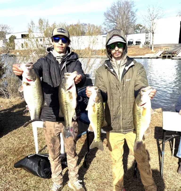 Dustin Ayers & Dustin McCurry Bring in 24.50 lbs! Lake Wylie Feb 14 ...
